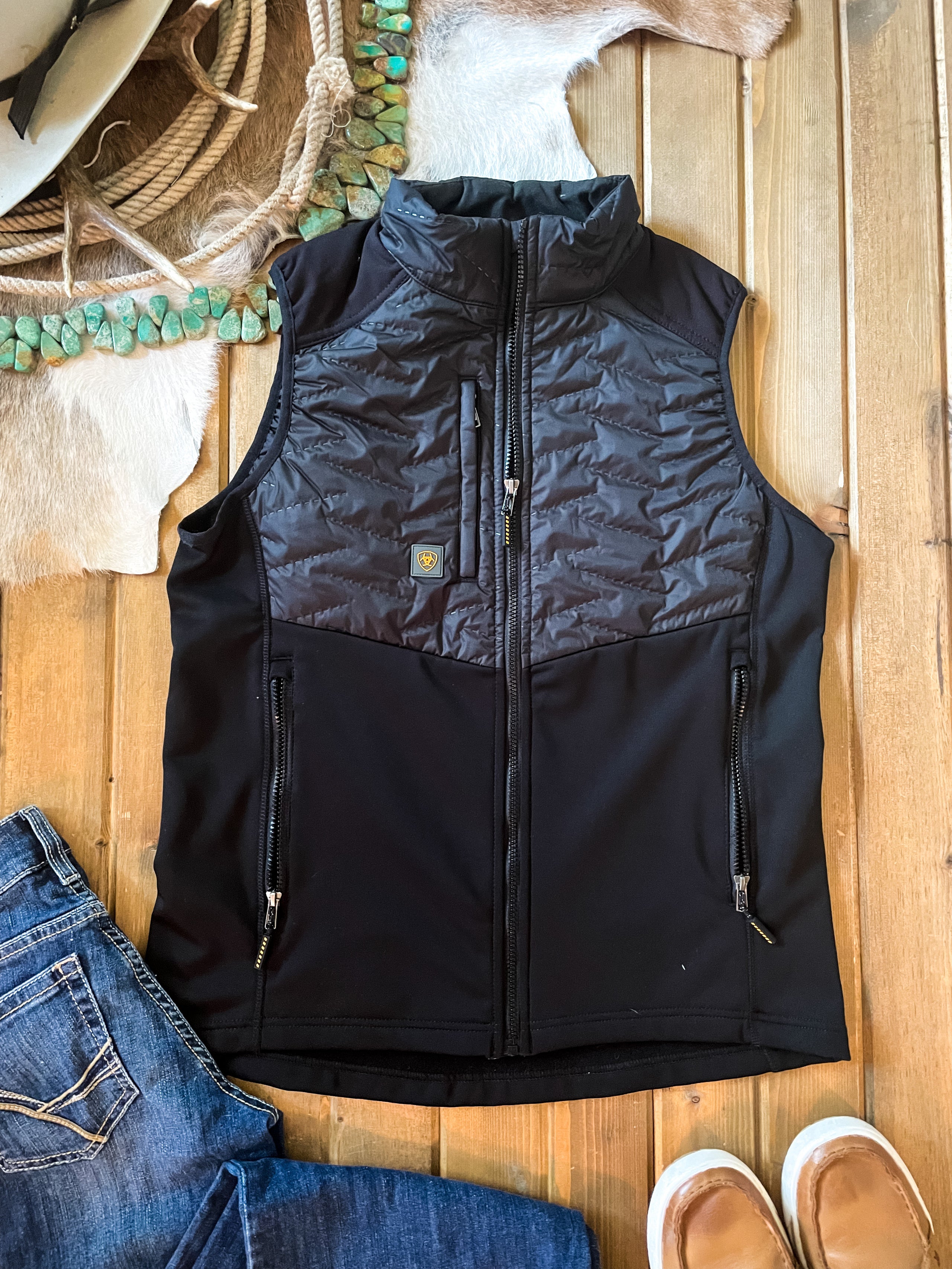 Ariat Rebar Black Cloud 9 Vest | Ranch-Land Western Store